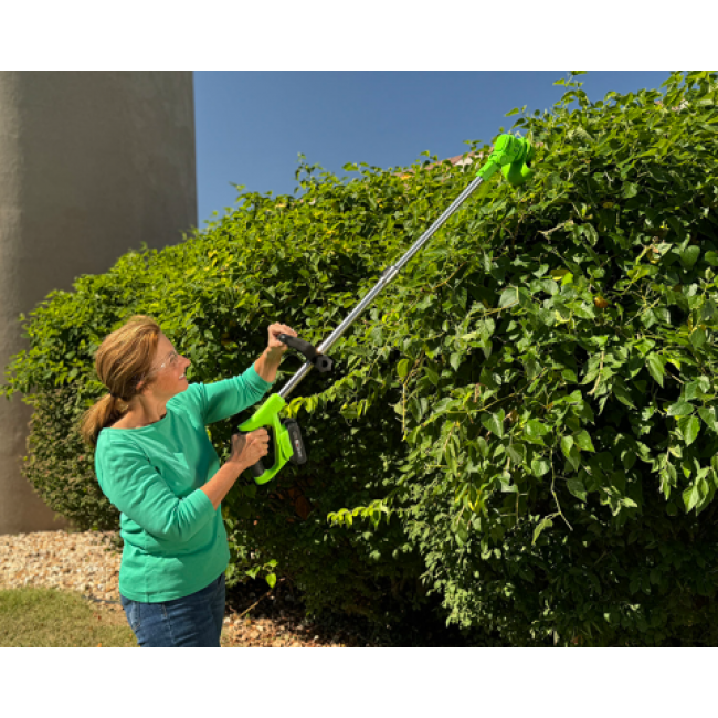 Rotorazer 8-in-1 -The multi cutting, trimming lawn and garden machine