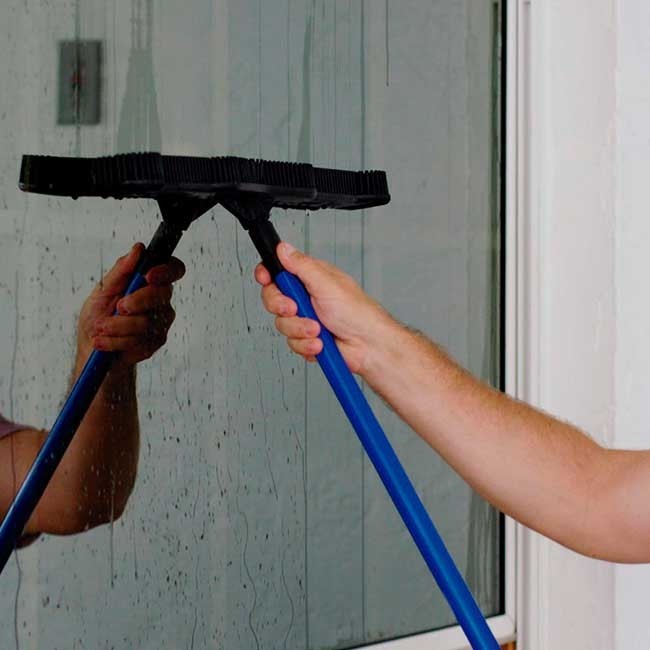 Starlyf Broom - Rubber bristle broom | Home & Cleaning